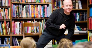 Sesión de cuentos con Zarándula en la Biblioteca Rafael Azcona | El ...